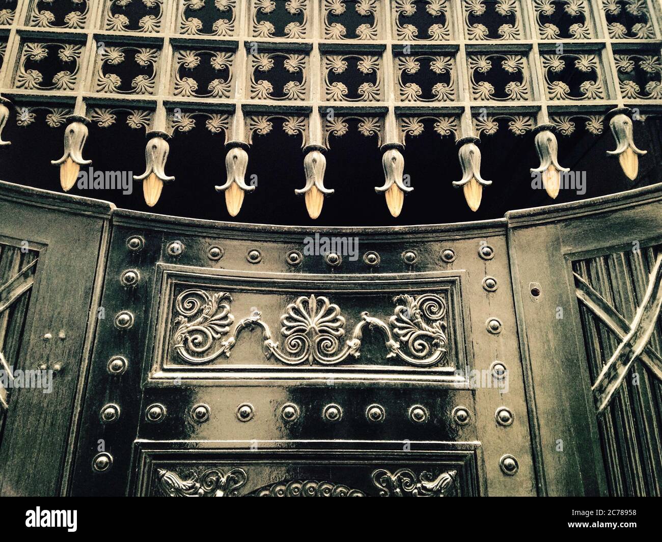 Portcullis gates outside Mercers' Hall, Ironmonger Lane, London, EC2 ...