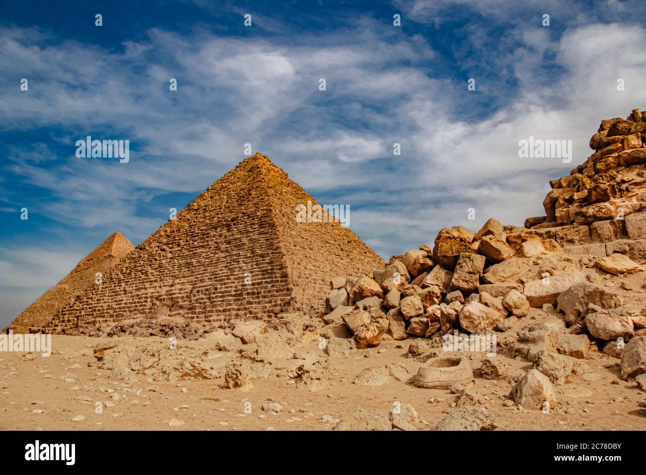 Menkaura pyramid hi-res stock photography and images - Alamy