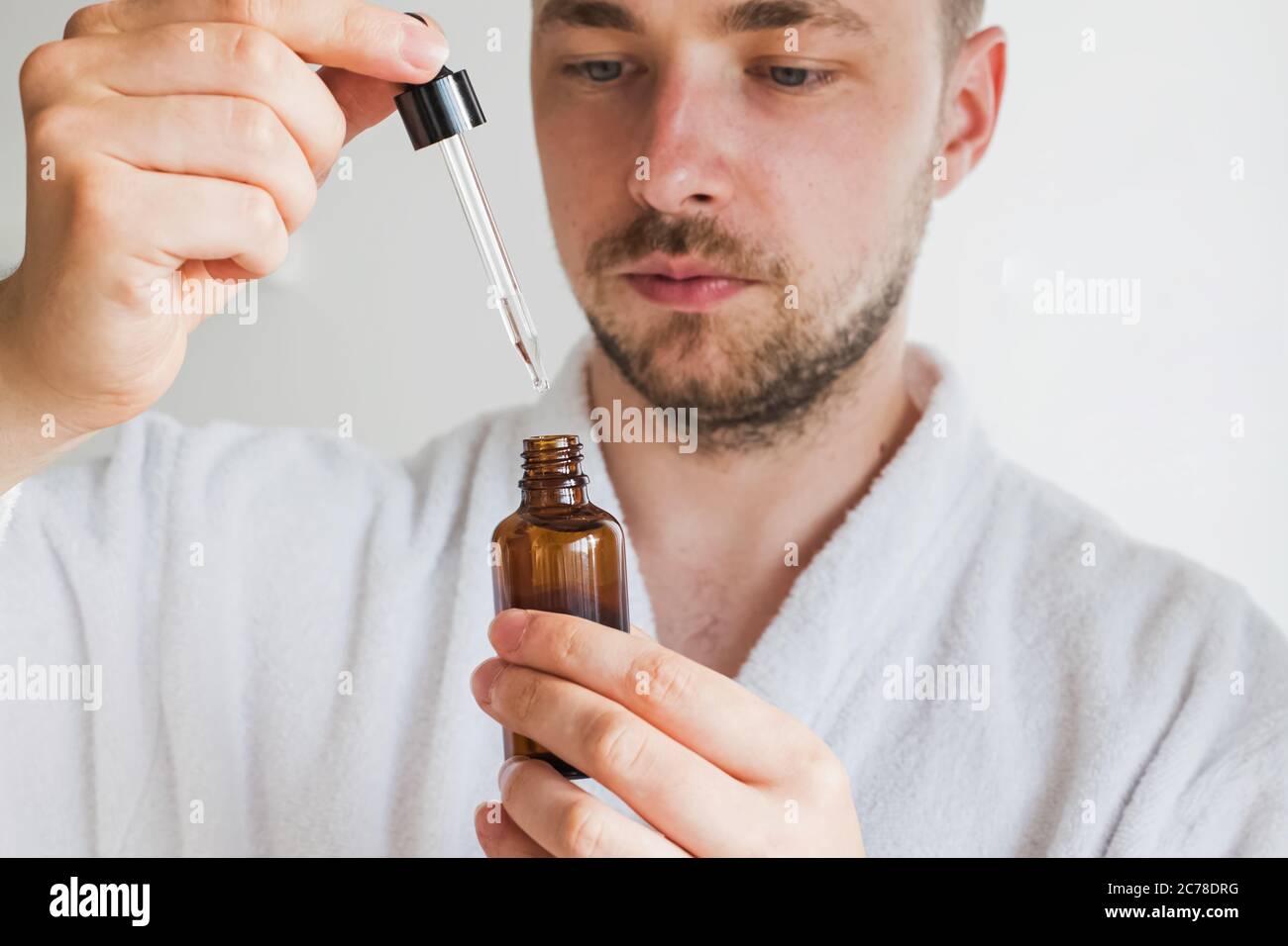 Apply serum hi-res stock photography and images - Alamy