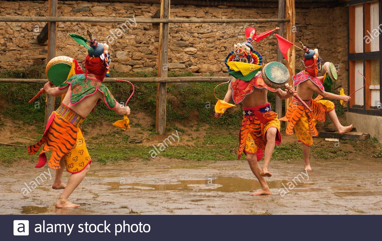 Ritual Dance By Men High Resolution Stock Photography and Images - Alamy
