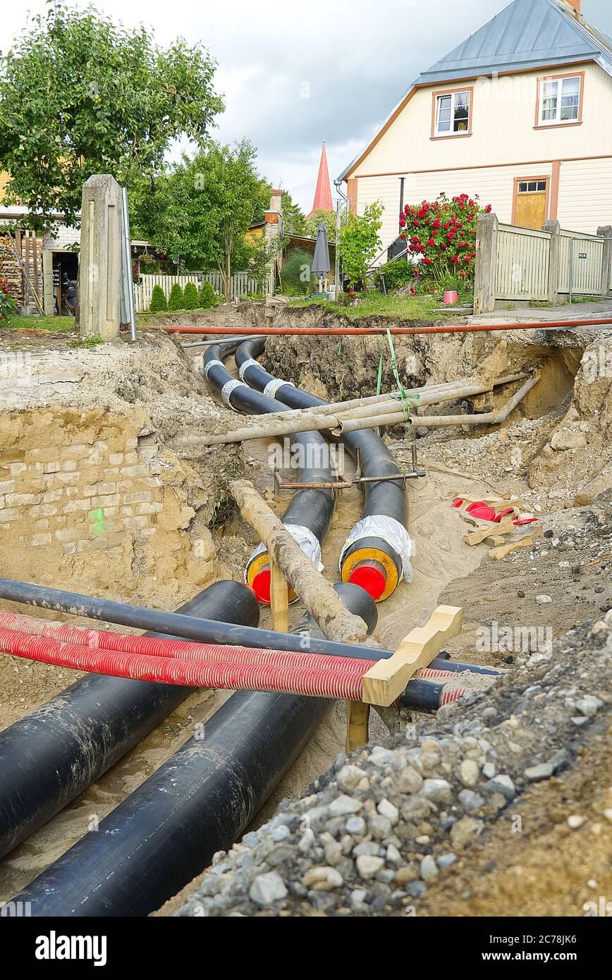 Underground heat system hi-res stock photography and images - Alamy