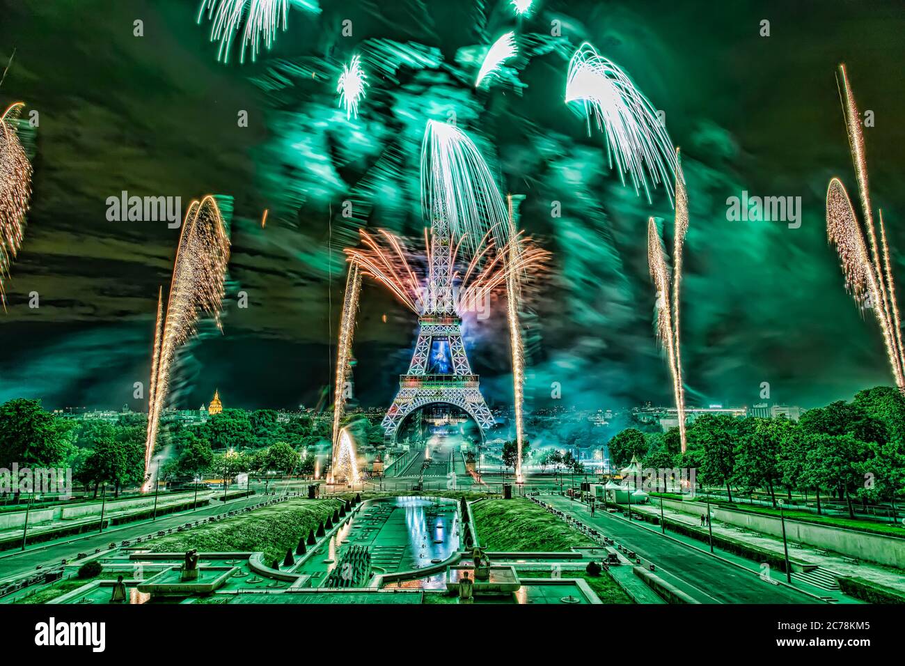 Paris, France. 14th July, 2020. Night scene of fireworks at Eiffel ...