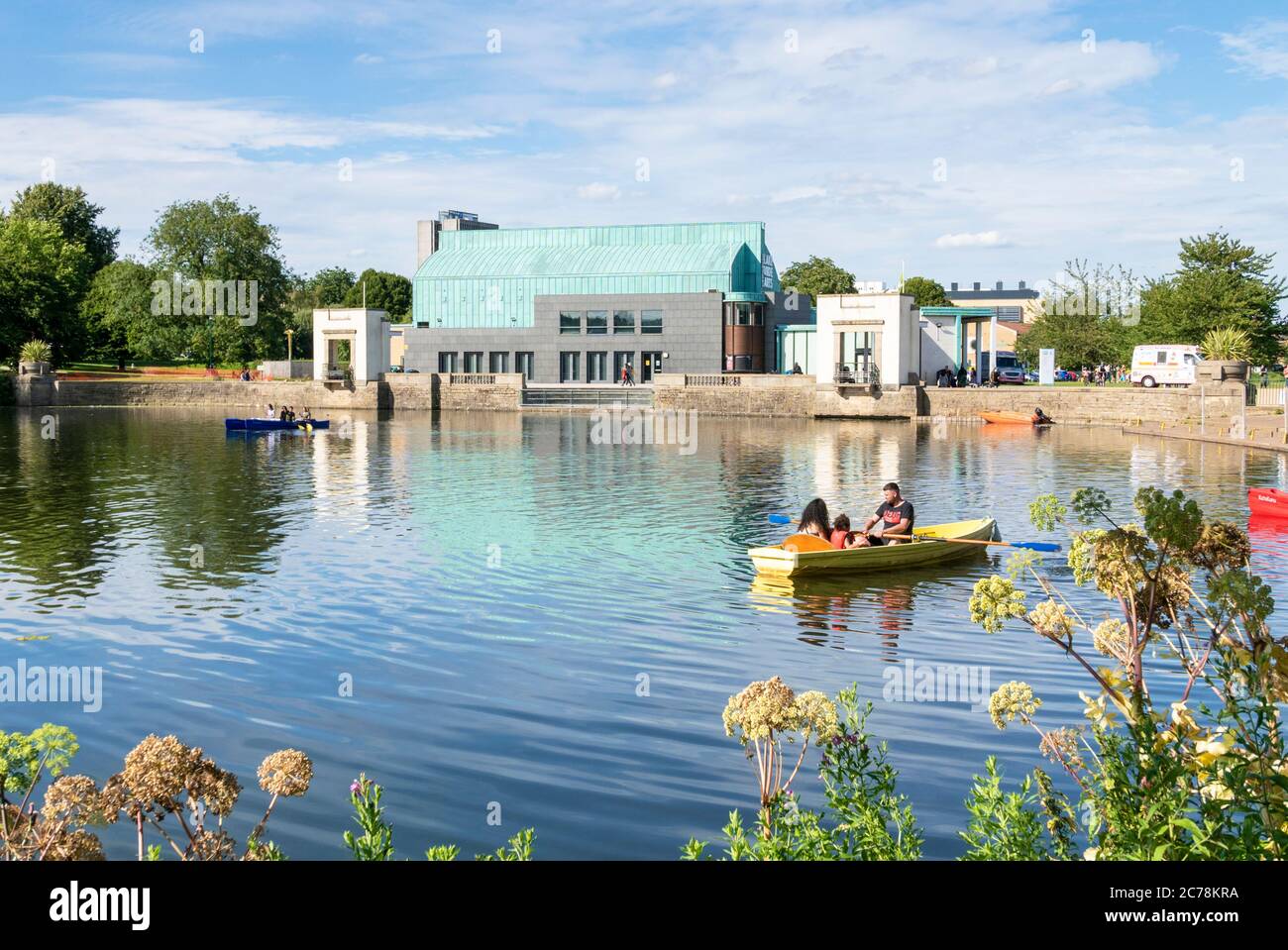Lake nottingham university hi-res stock photography and images - Alamy