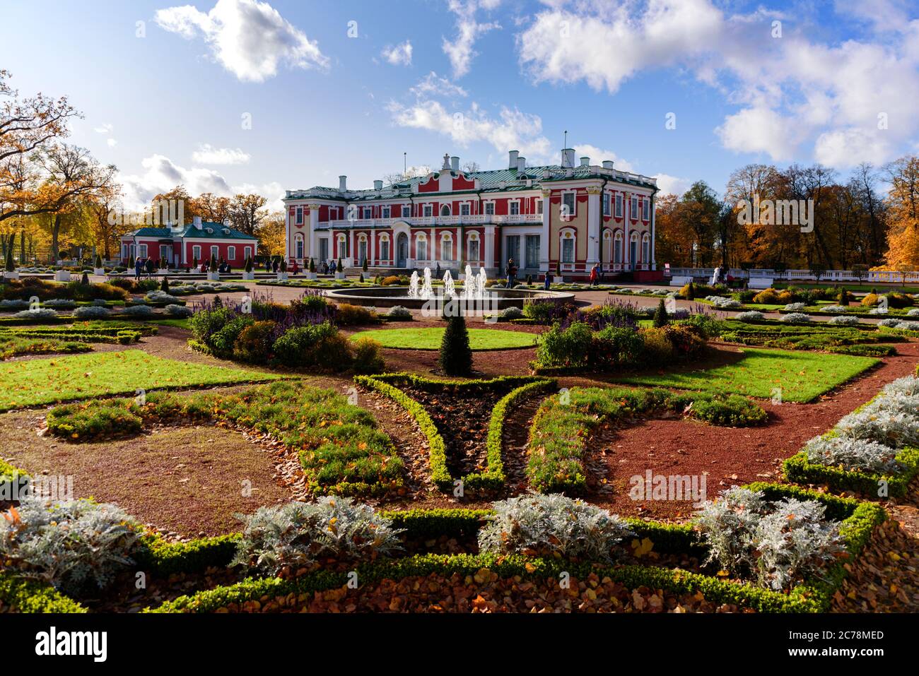 Tallinn travel estonian travel estonian tourism kadriorg park hi-res ...