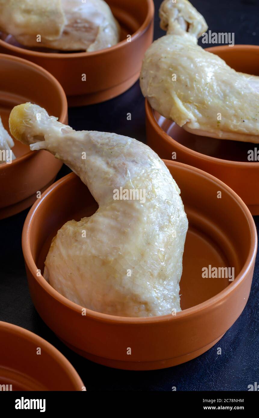 Legs spread out hi-res stock photography and images - Alamy