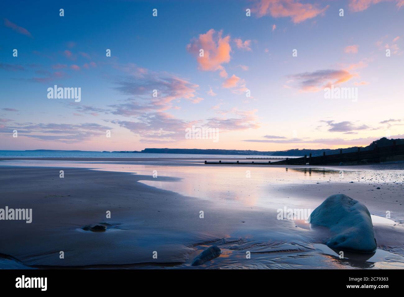 Amroth beach nr Saundersfoot Pembrokeshire Wales Stock Photo - Alamy