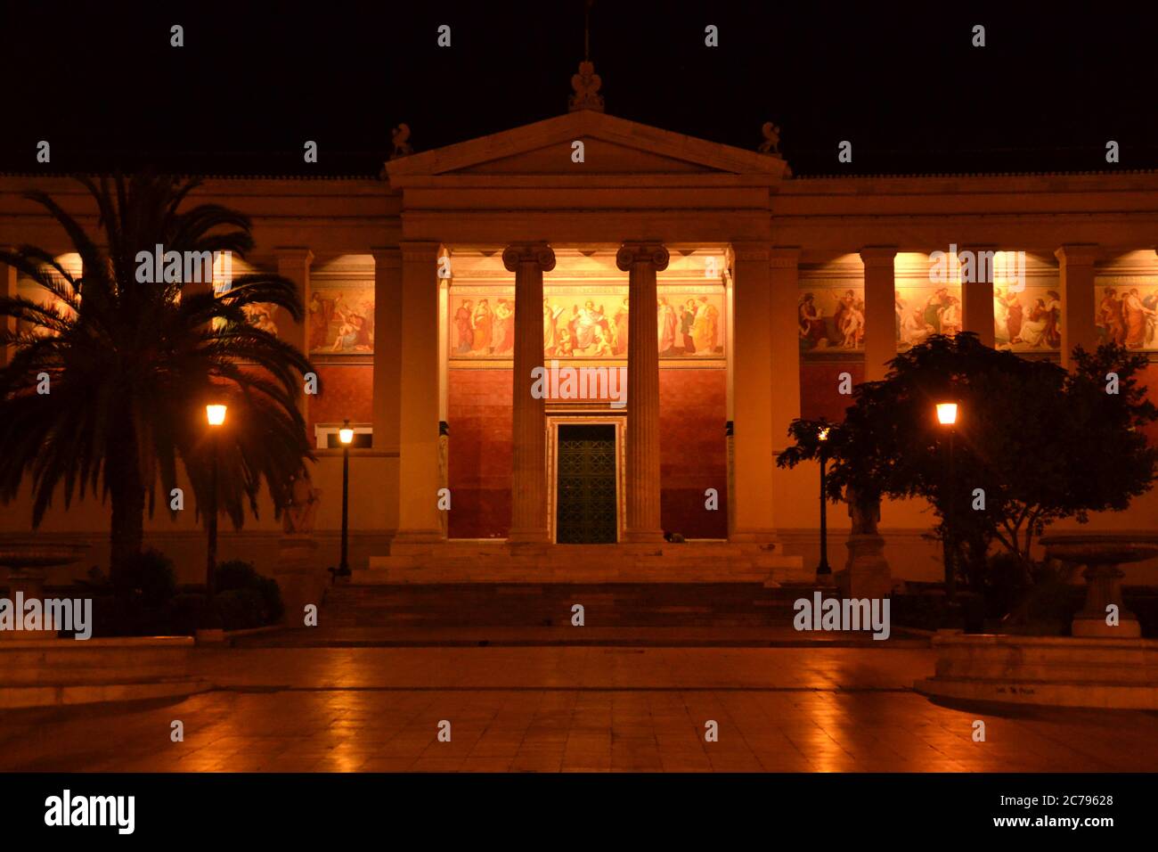 Explore and discover ancient greece hi-res stock photography and images ...