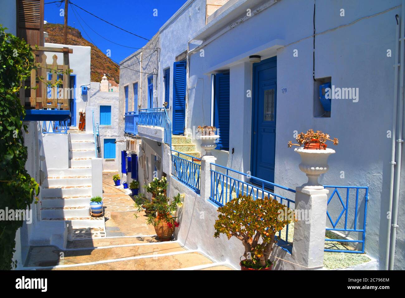 Architecture milos island greece hi-res stock photography and images ...