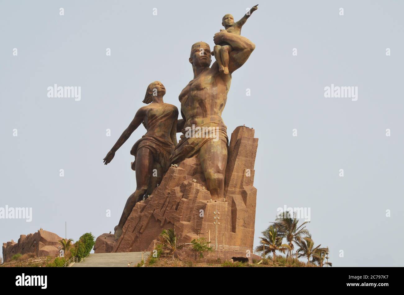 The much criticized African Renaissance Monument in Dakar, Senegal ...