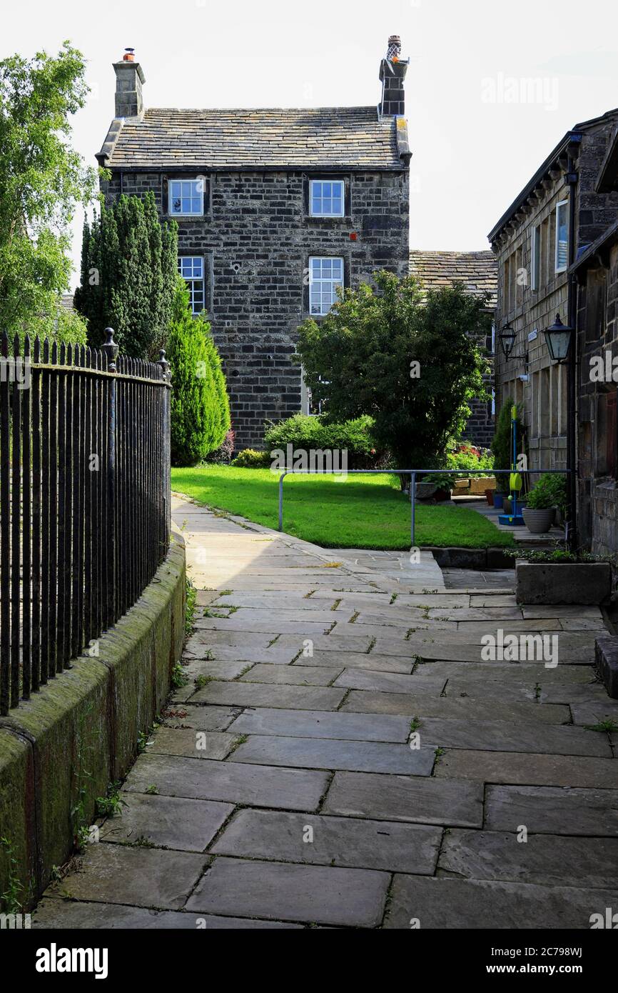 Heptonstall cottage hi-res stock photography and images - Alamy