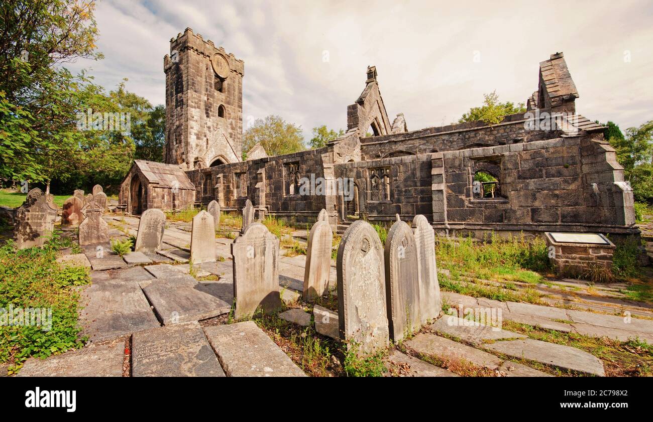 Heptonstall churchyard calderdale west yorkshire hi-res stock photography and images - Alamy