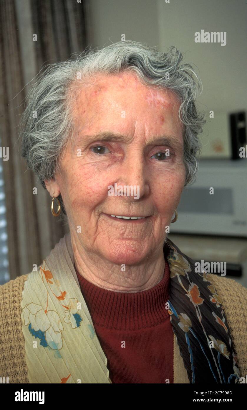 Portrait of elderly woman UK Stock Photo - Alamy
