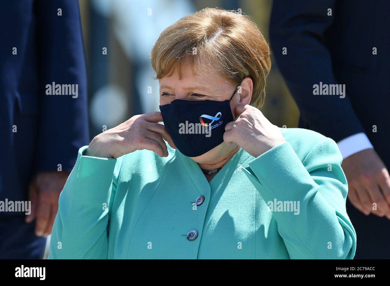 Cabinet logo hi-res stock photography and images - Alamy