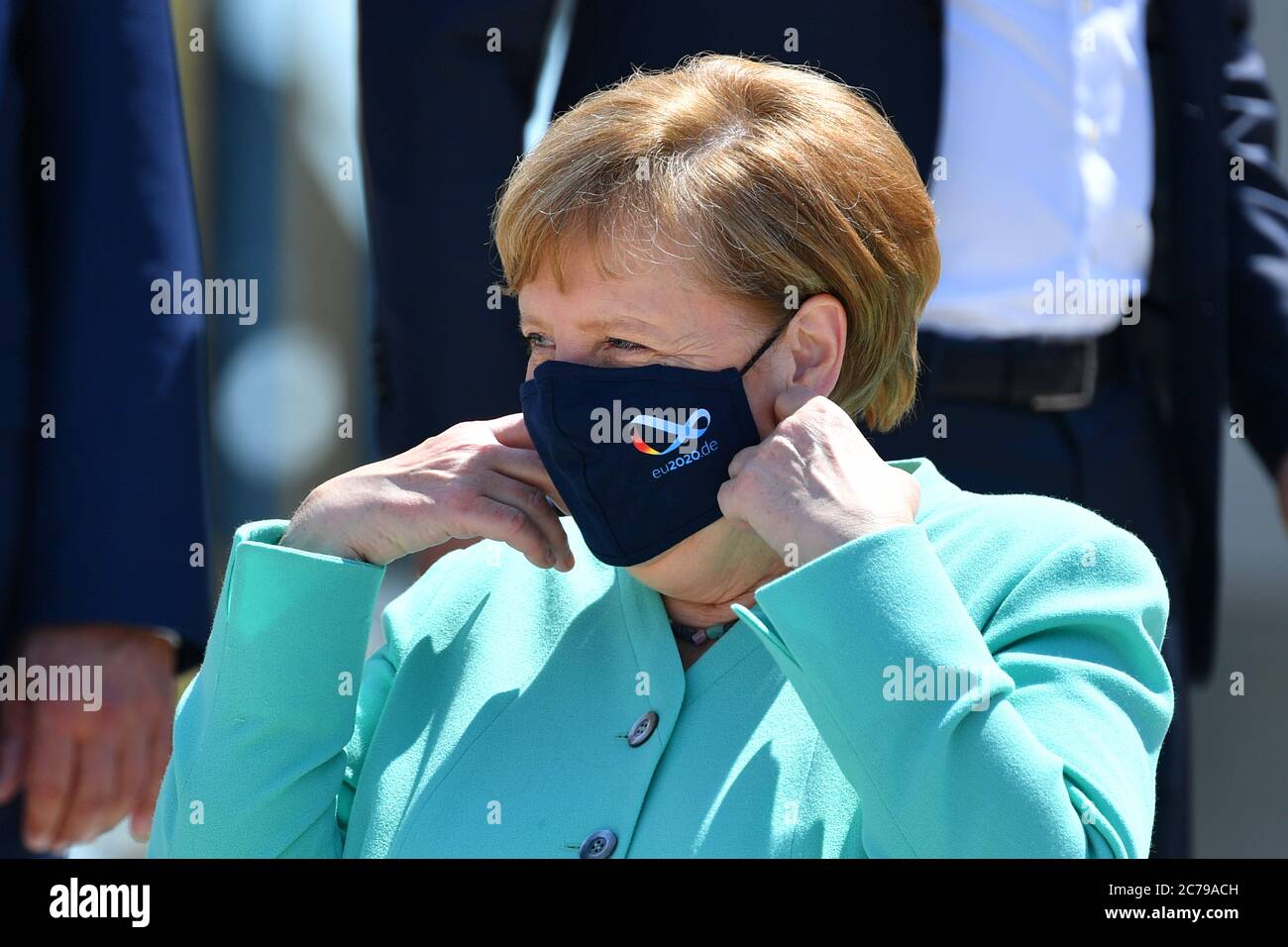 Cabinet logo hi-res stock photography and images - Alamy