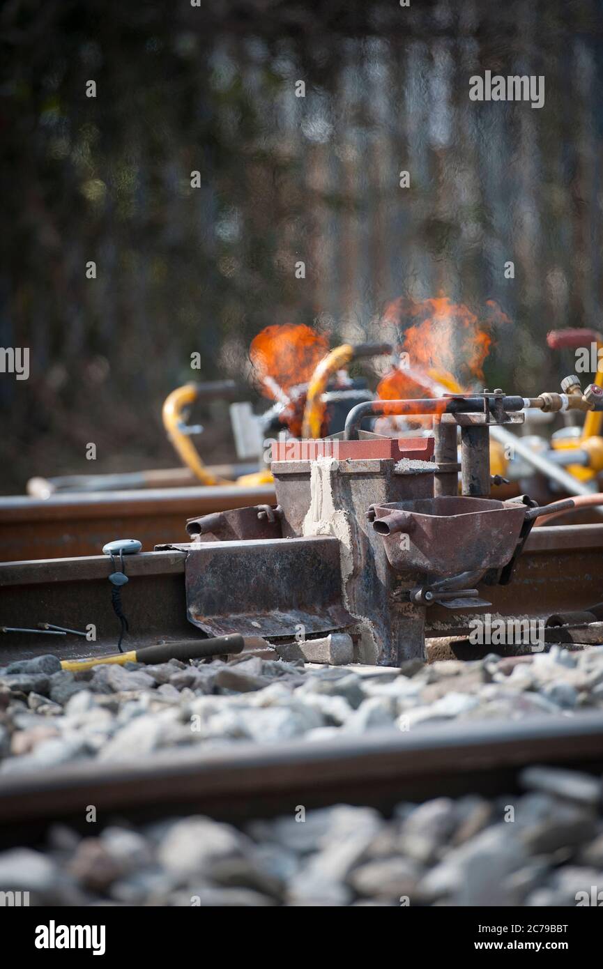 Railway welding hi-res stock photography and images - Alamy
