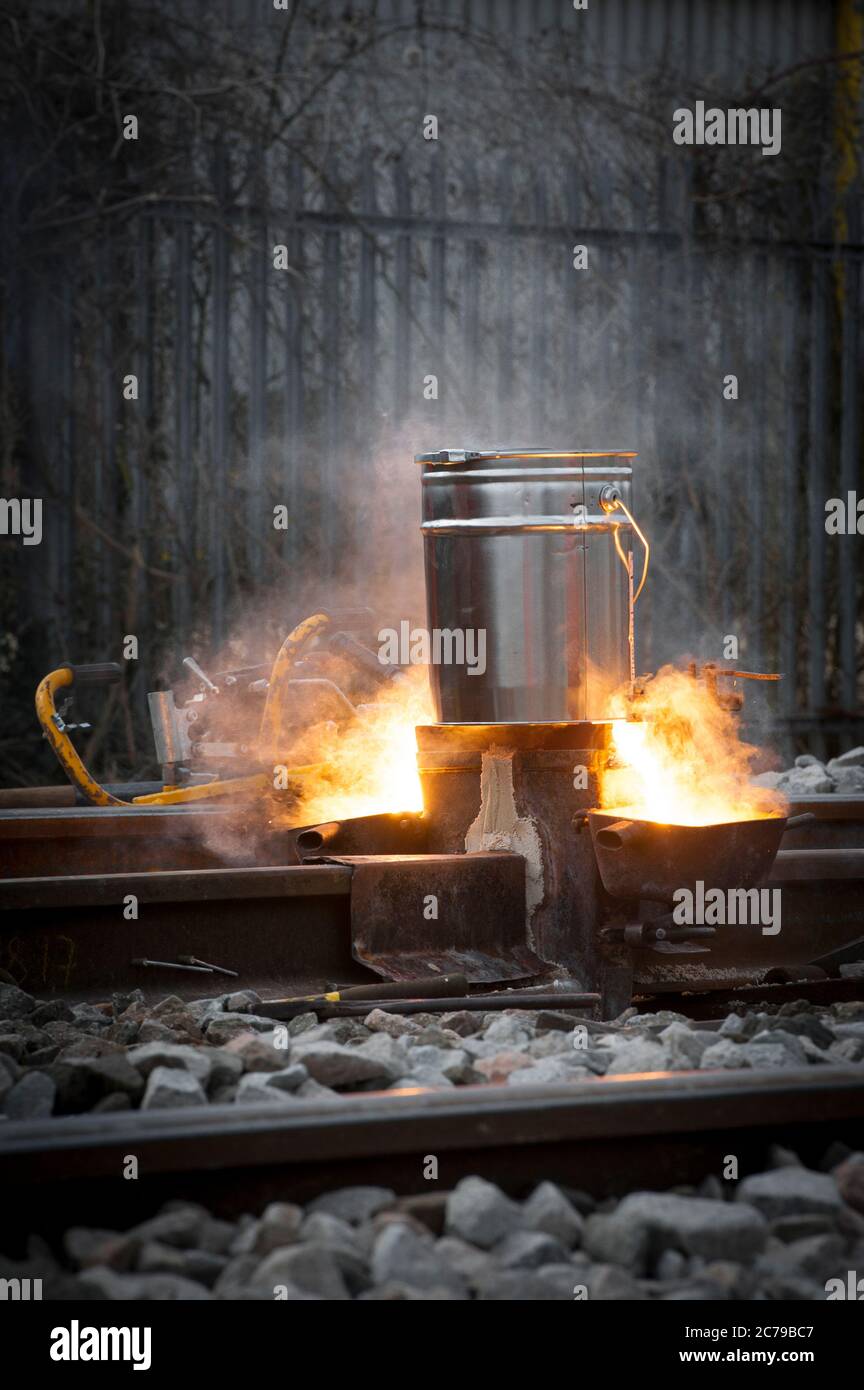 Railway welding hi-res stock photography and images - Alamy