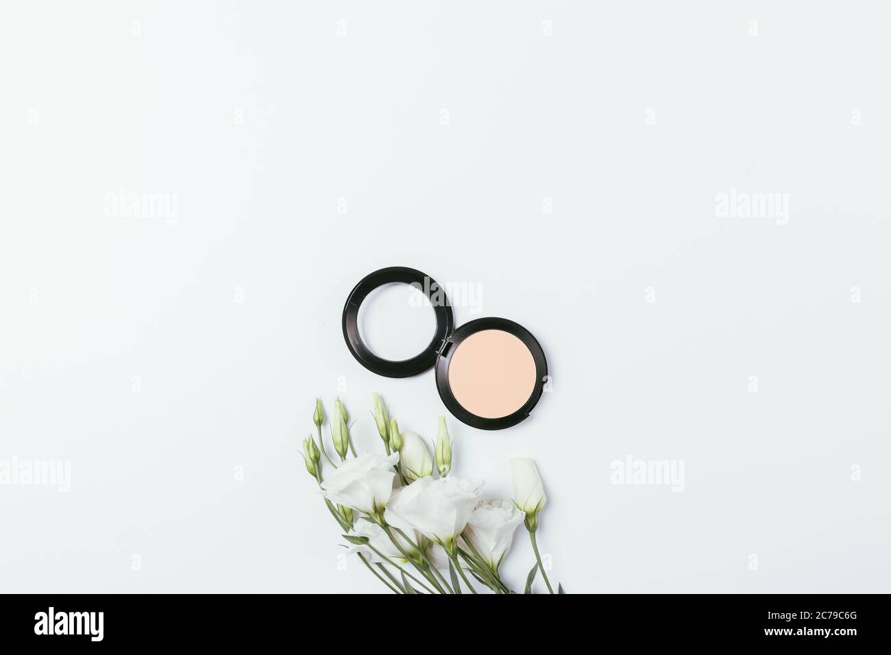 Compact bloom hi-res stock photography and images - Alamy