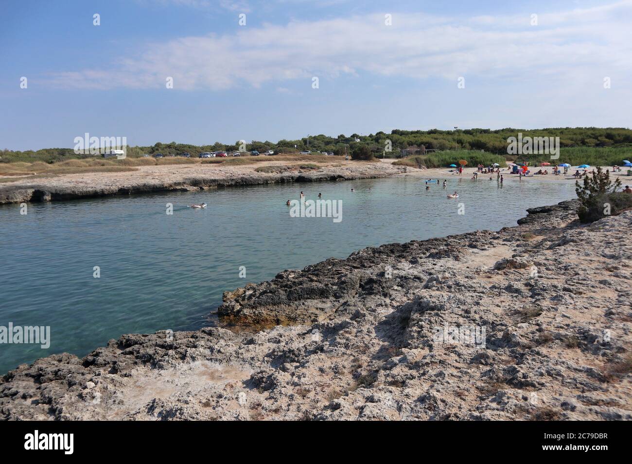 Fondale blu hi-res stock photography and images - Alamy