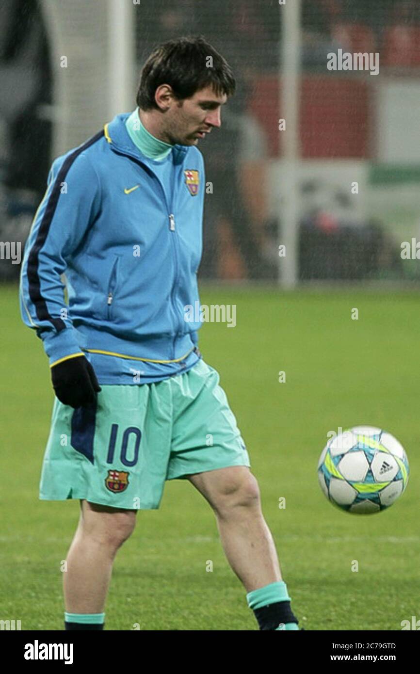 Lionel messi bayer leverkusen 2012 hi-res stock photography and images ...