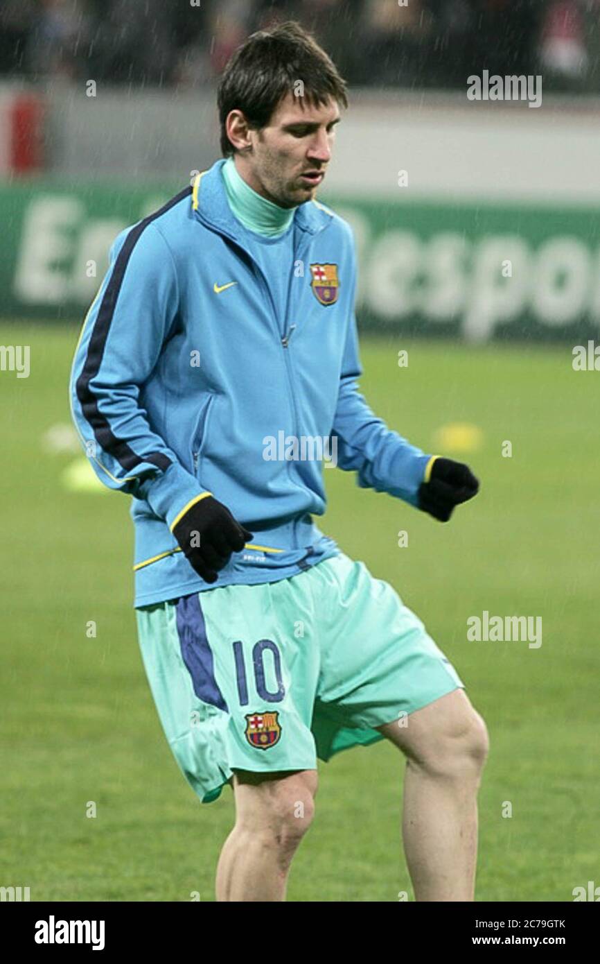 Lionel messi bayer leverkusen 2012 hi-res stock photography and images ...