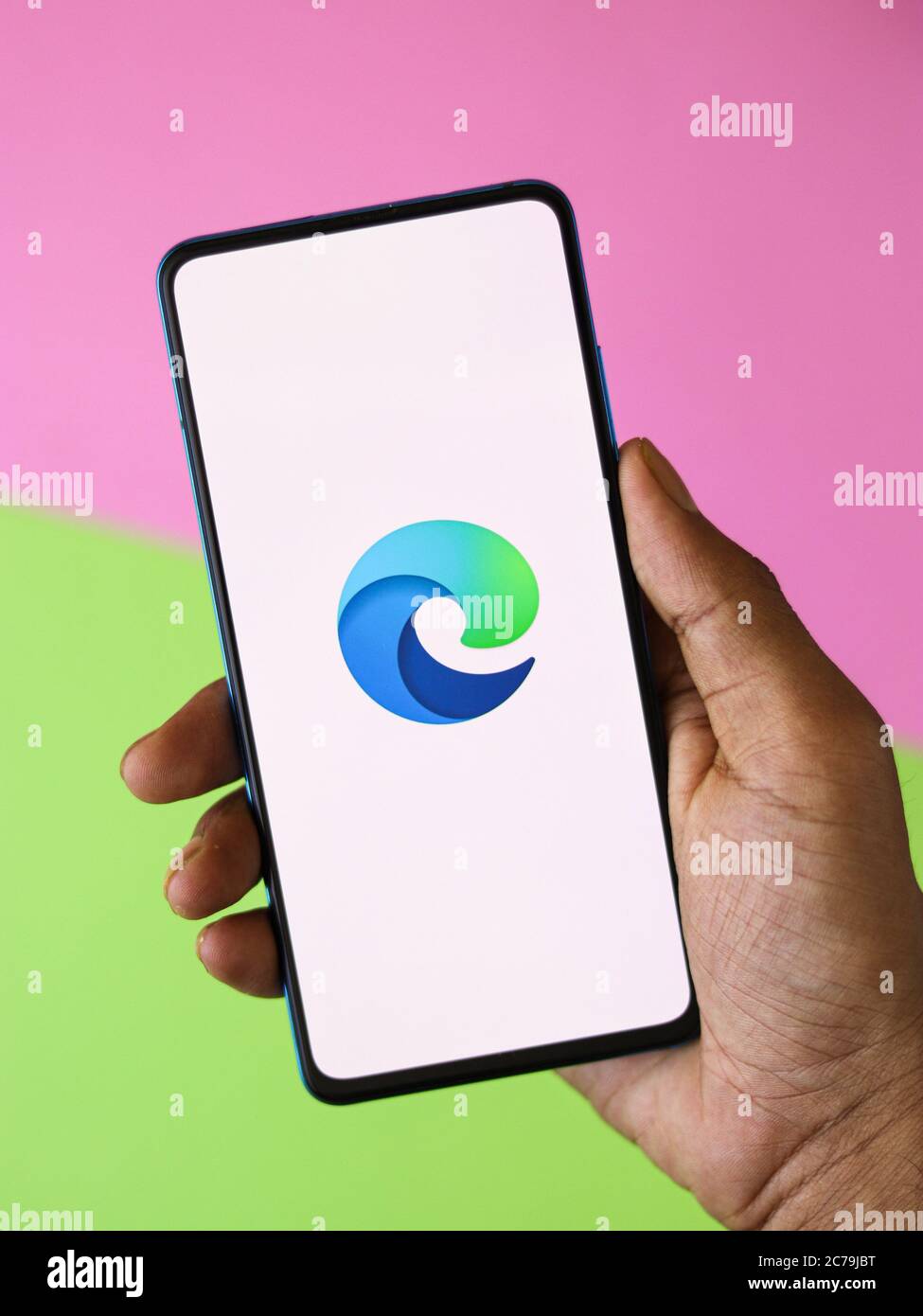 Microsoft edge symbol hi-res stock photography and images - Alamy