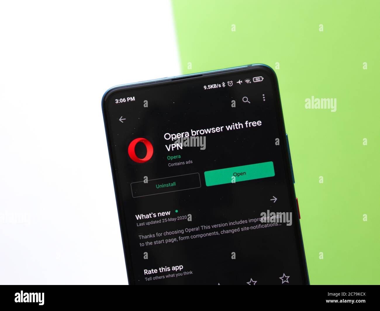 Opera mini logo High Resolution Stock Photography and Images - Alamy