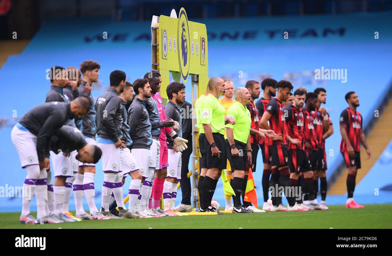 Afc bournemouth players line up hi-res stock photography and images - Alamy