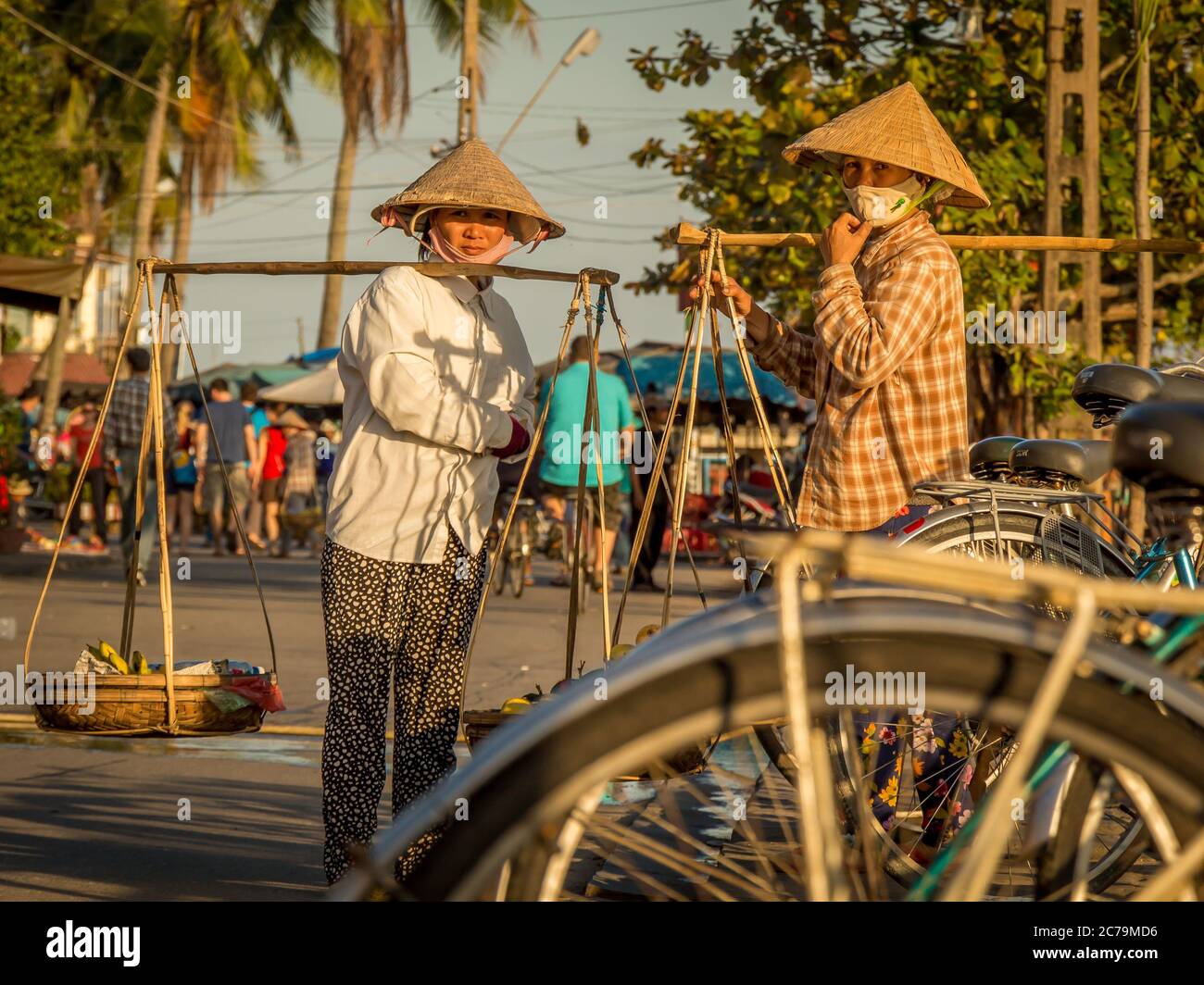 Shoulder carrying pole hi-res stock photography and images - Alamy