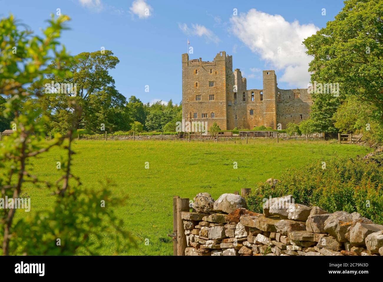 Bolton Castle, near Aysgarth, Yorkshire, England Stock Photo - Alamy