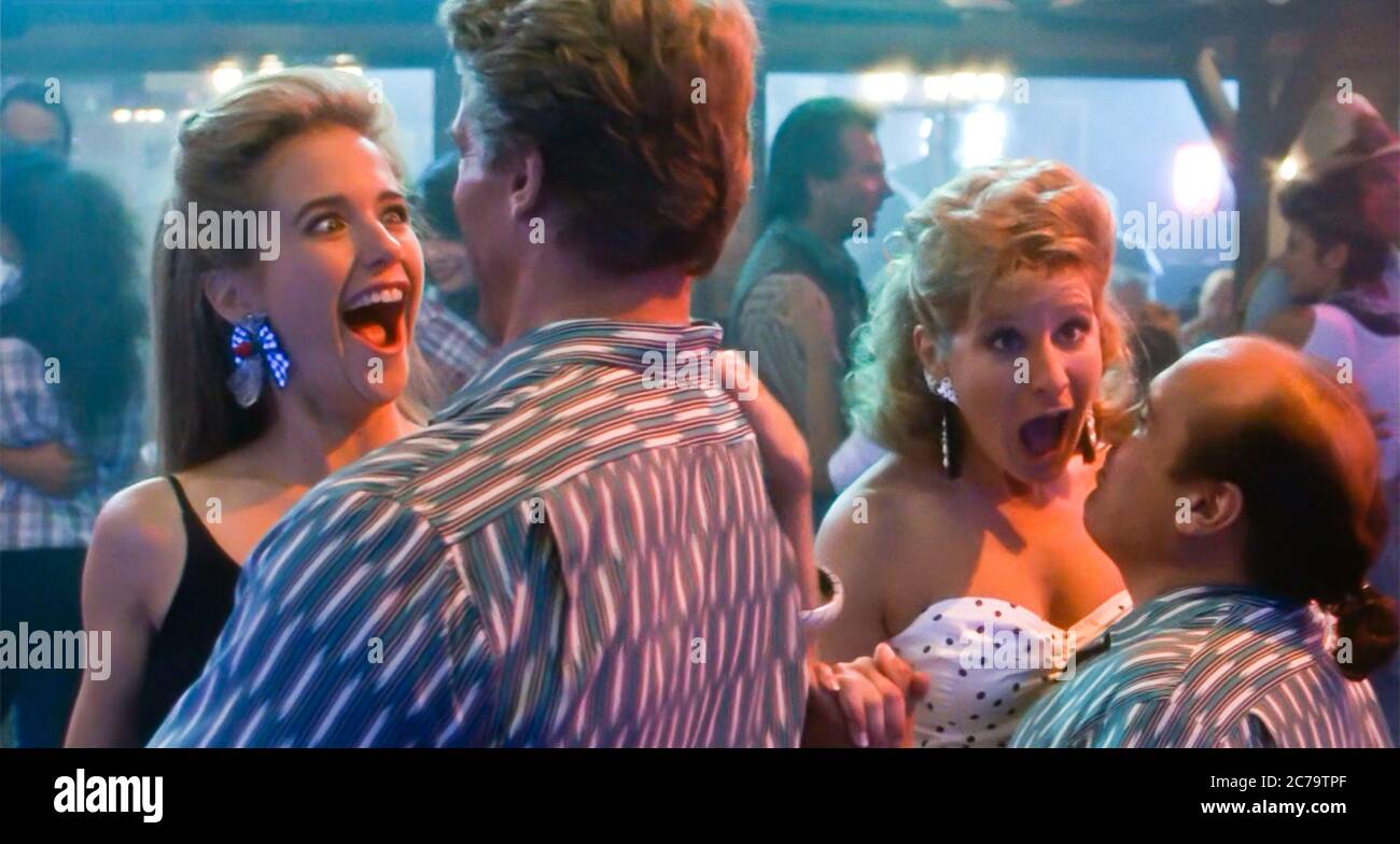 USA. Kelly Preston, Chloe Webb , Arnold Schwarzenegger and Danny DeVito ...