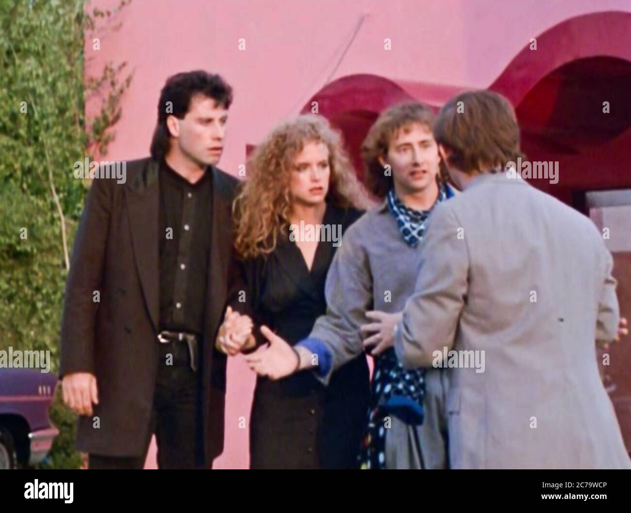 USA. Kelly Preston , John Travolta and Arye Gross in a scene from ...