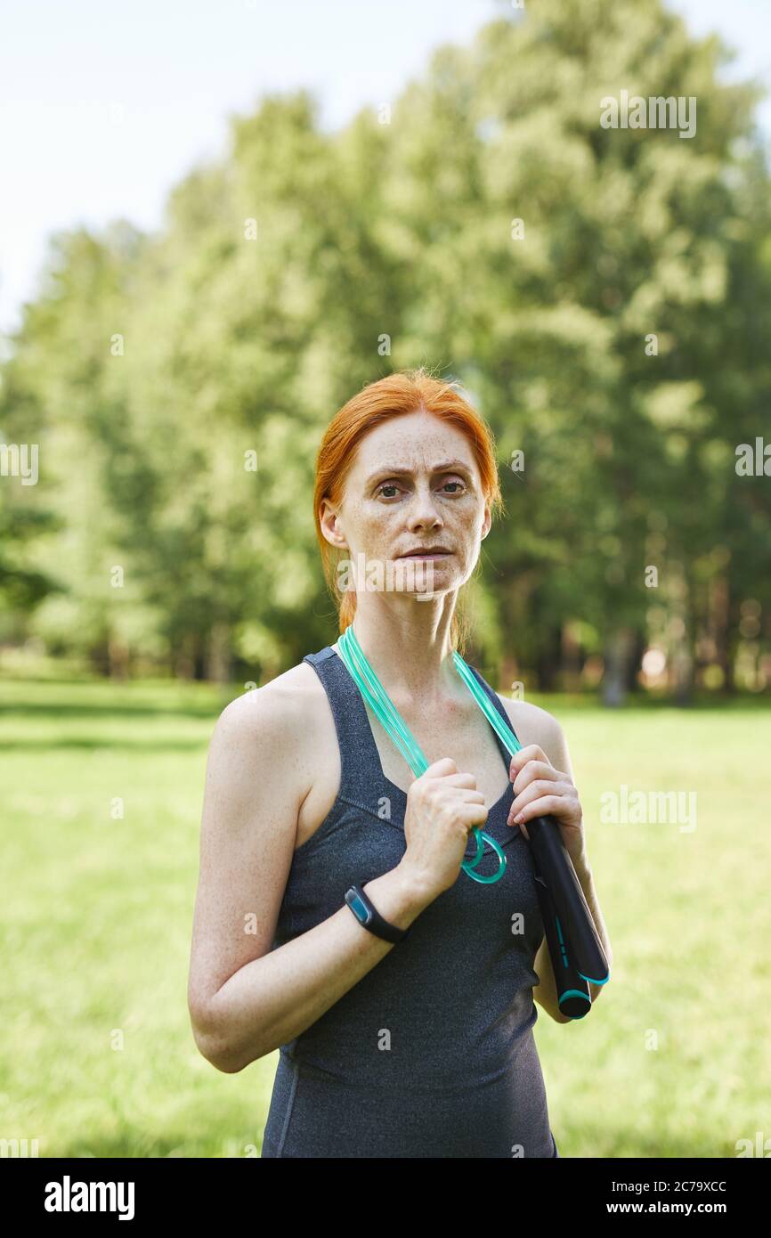 Women neck rope hi-res stock photography and images - Alamy