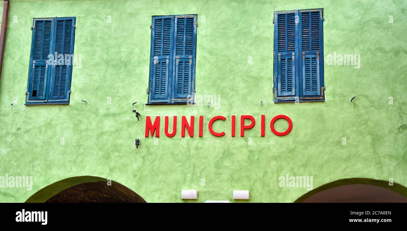 Village of perinaldo hi-res stock photography and images - Alamy