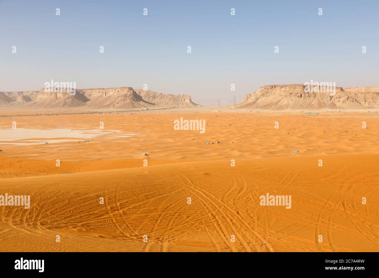 Beautiful red sand dunes south of Riyadh in Saudi Arabia Stock Photo ...