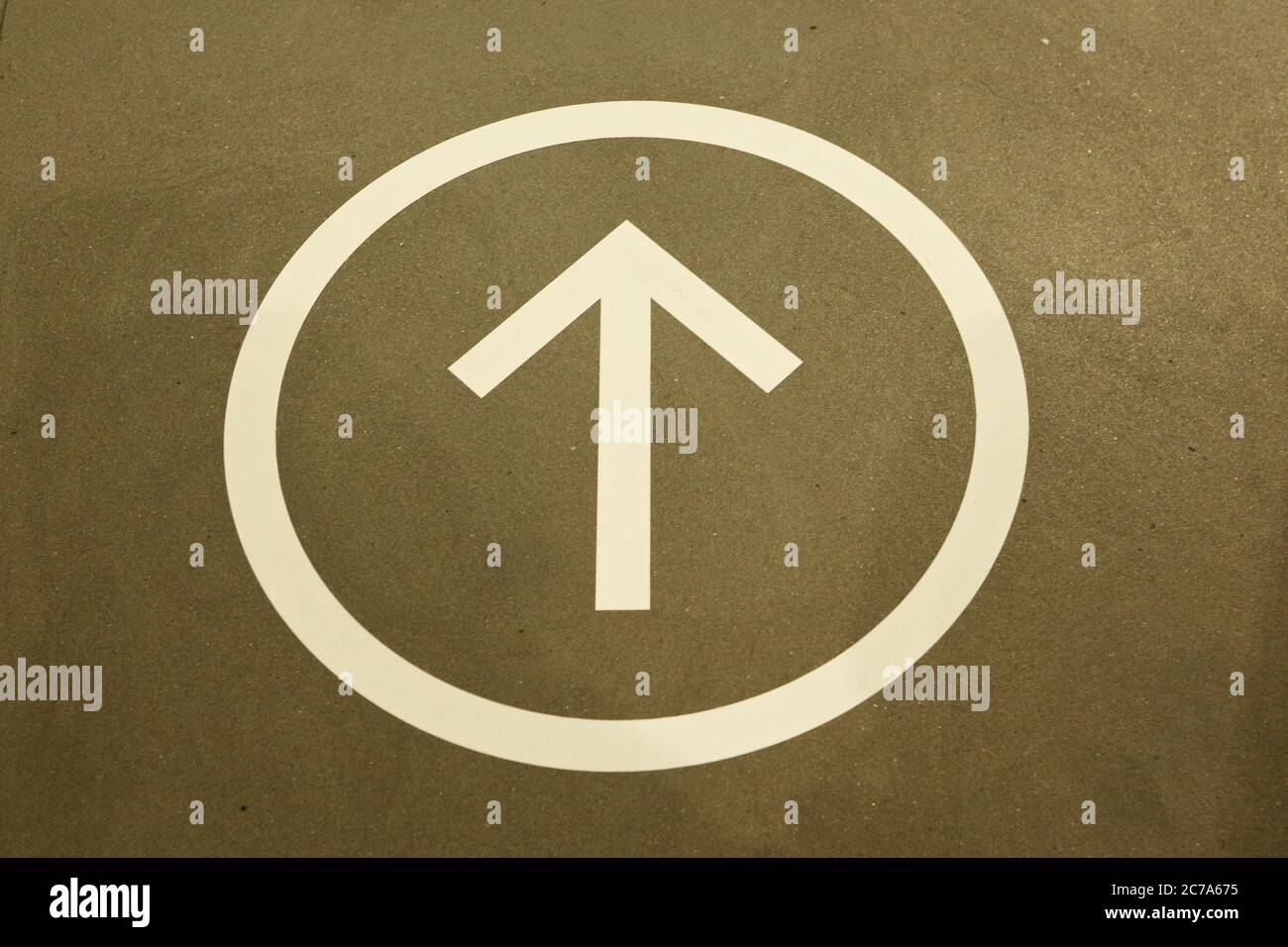 Art gallery wayfinding hi-res stock photography and images - Alamy