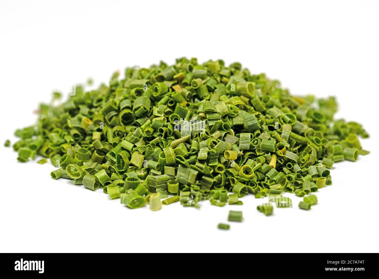 Dried chives isolated against a white background Stock Photo - Alamy