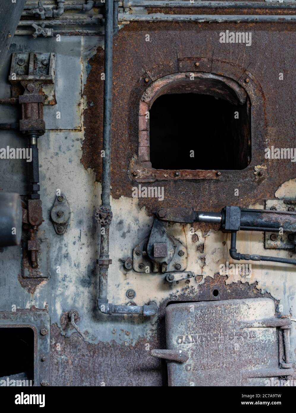 brushy mountain state penitentiary view inside distillery workshop at ...