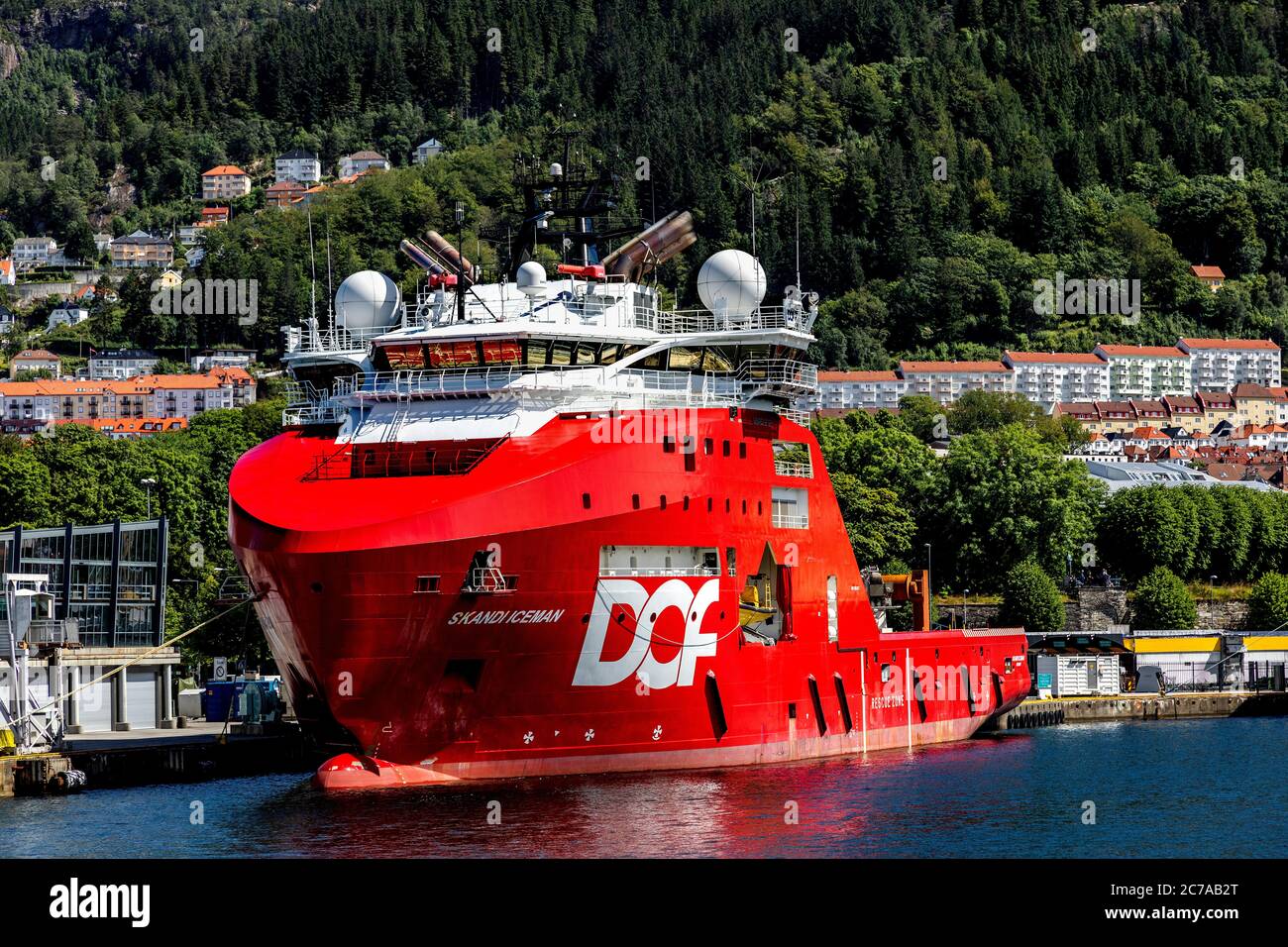Offshore AHTS anchor handling tug supply vessel Skandi Iceman in the ...
