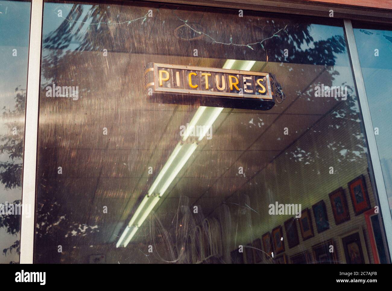 Why take Pictures? An old Mom-and-Pop Brooklyn retro storefront ...