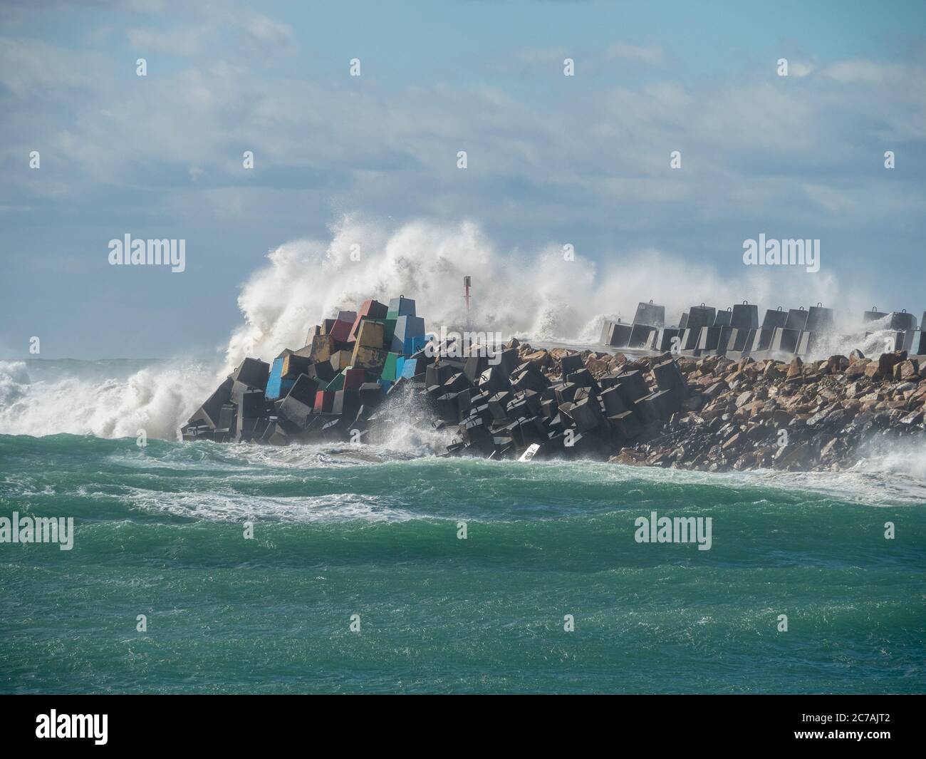 Sea colourful rocks breakwall hi-res stock photography and images - Alamy
