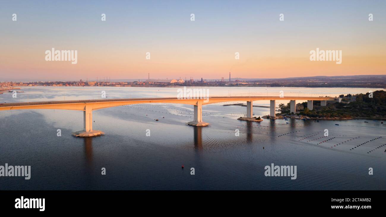 Ponte punta penna hi-res stock photography and images - Alamy
