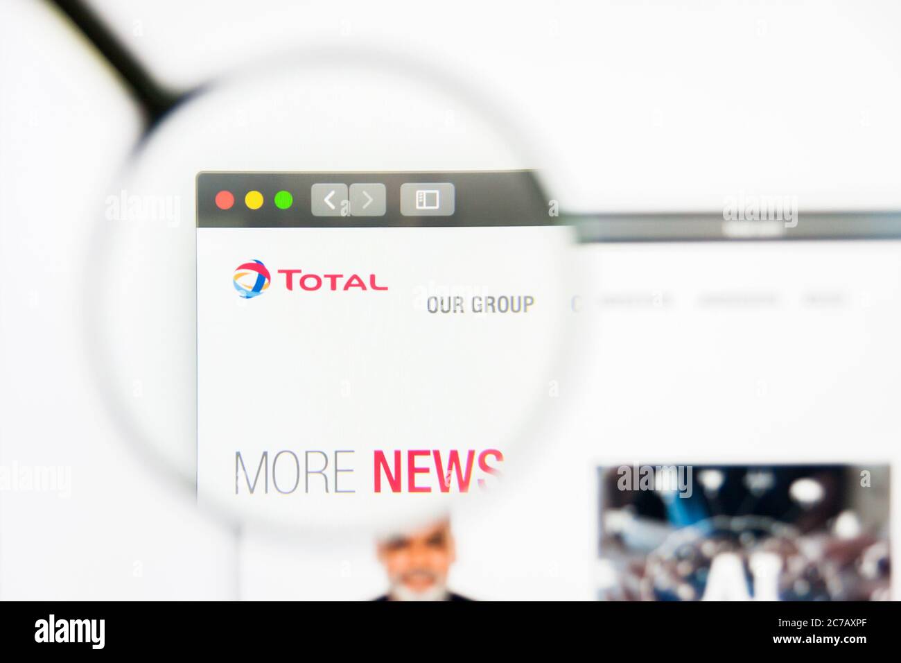 Total logo hi-res stock photography and images - Alamy