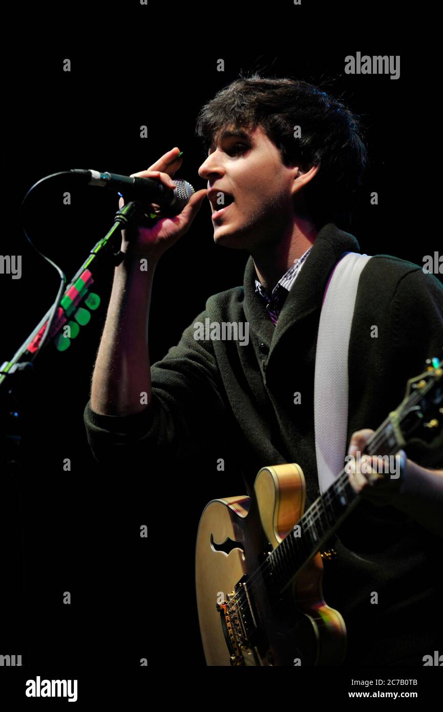 Ezra Koenig of Vampire Weekend performing at the 2008 San Diego Street ...