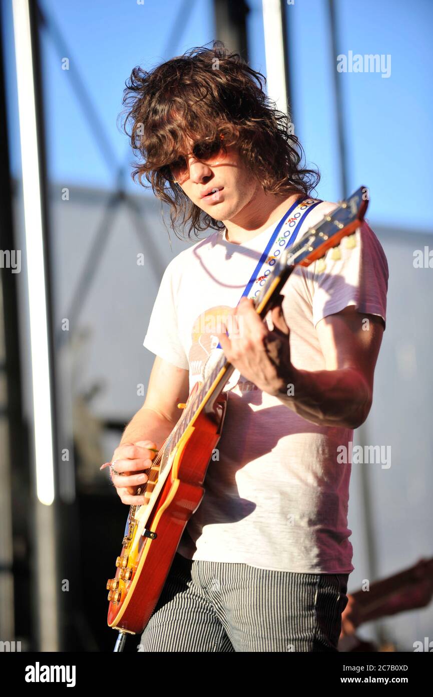 Andrew VanWyngarden of MGMT performing at the 2008 San Diego Street ...
