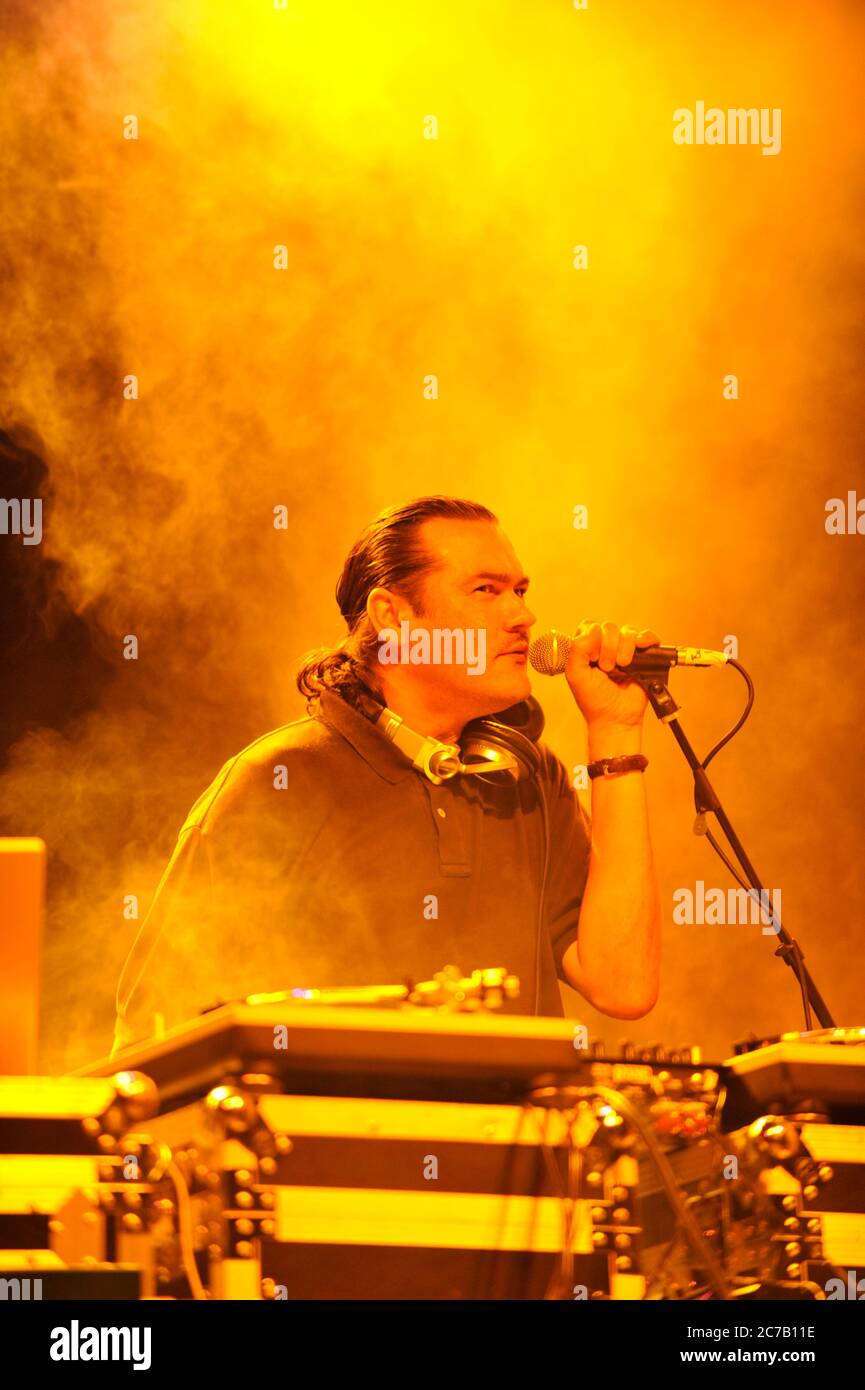 DJ/Producer Ant of Atmosphere performing at the 2008 San Diego Street ...