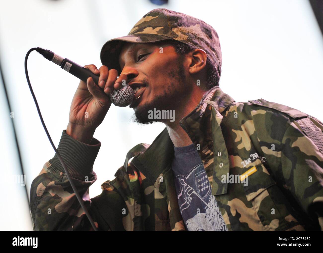 Rapper Del the Funky Homosapien performing at the 2008 San Diego Street ...