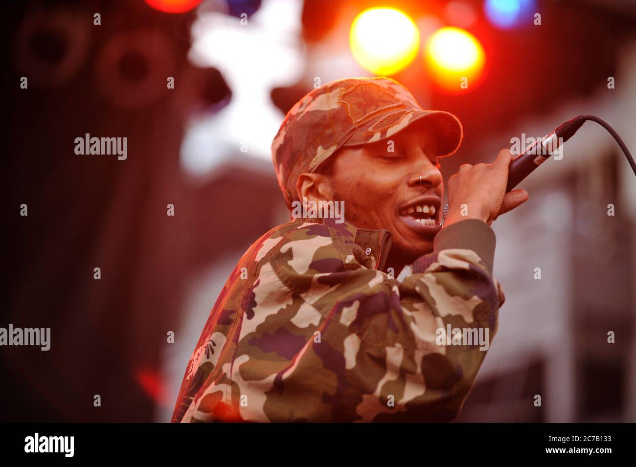 Rapper Del the Funky Homosapien performing at the 2008 San Diego Street ...