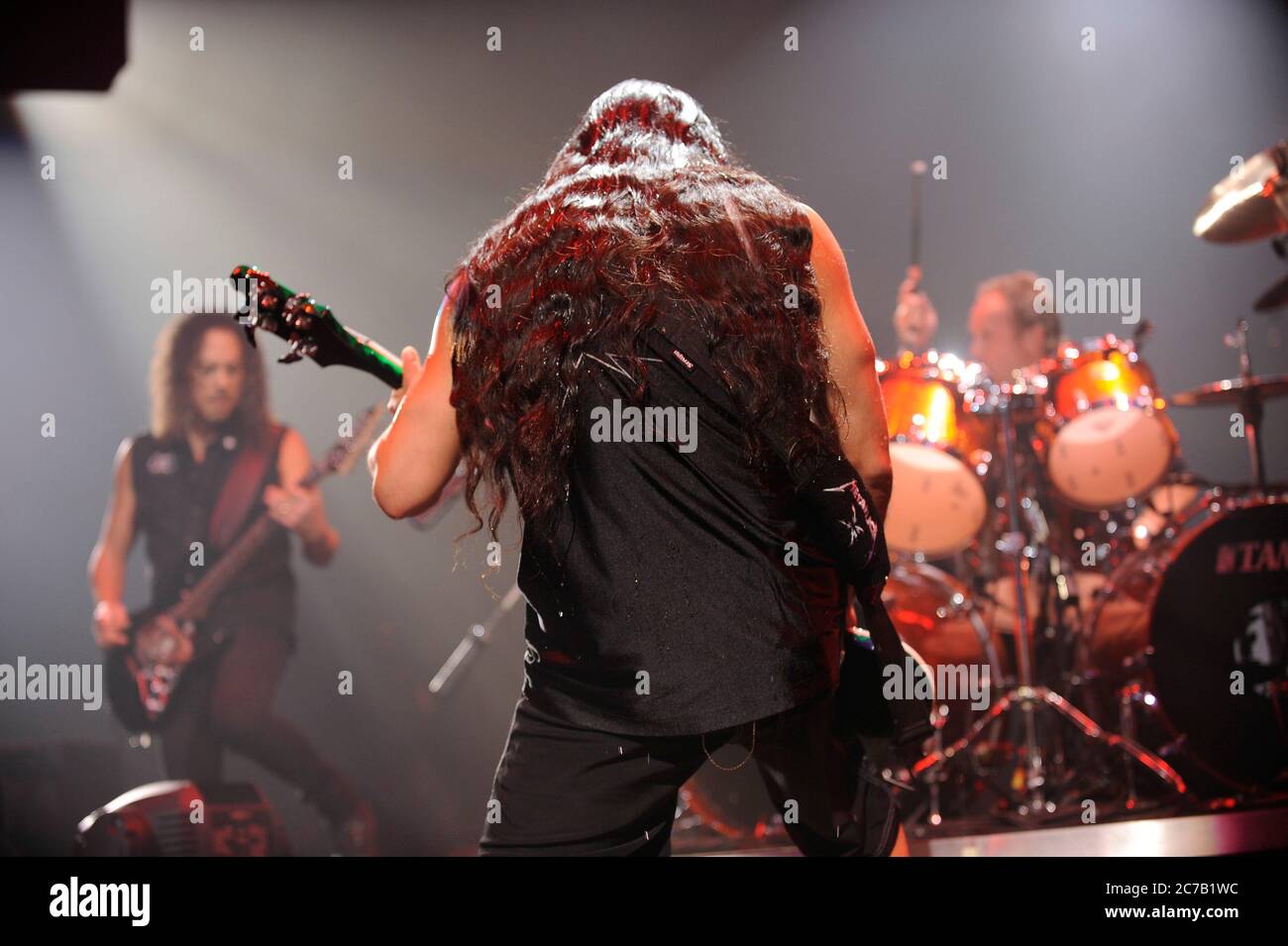 Robert trujillo bassist hi-res stock photography and images - Alamy