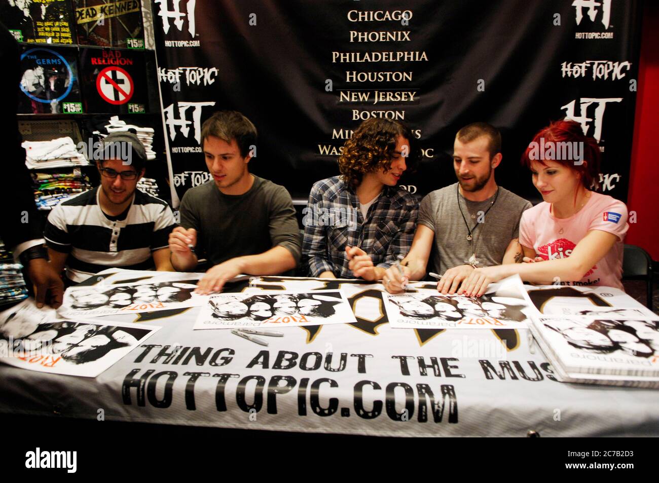 Hayley Williams (R) and Paramore appear at the 'Twilight' cast's Q & A ...