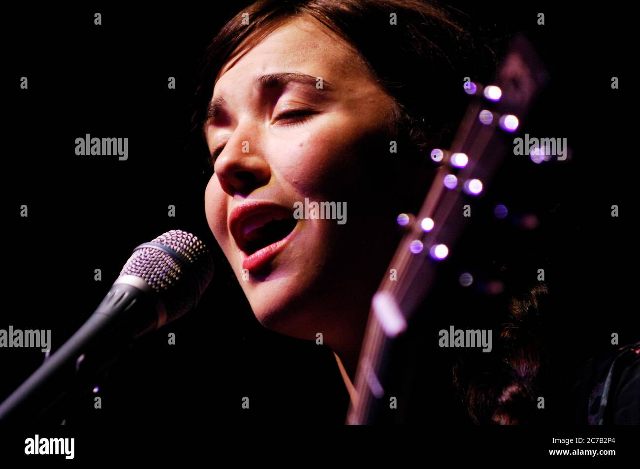 Lisa hannigan hi-res stock photography and images - Alamy